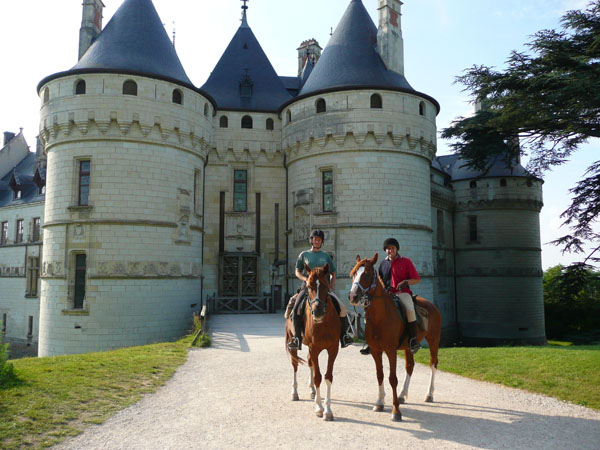 FRENCH HERITAGE HORSE RIDING TOURS AND EQUESTRIAN HOLIDAYS